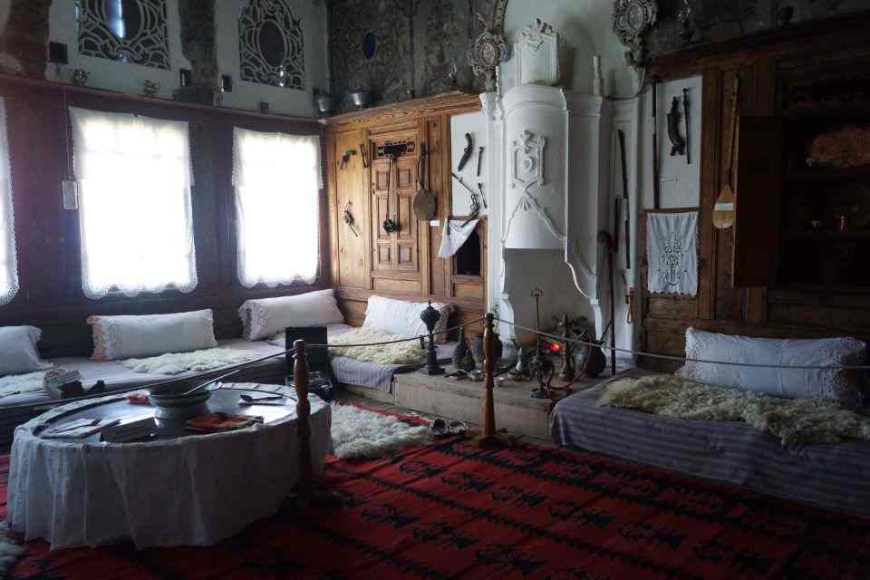 Museo Skanderbeg, Croia (Giorgio Castriota Scanderbeg) - Albaniaviaggi.it